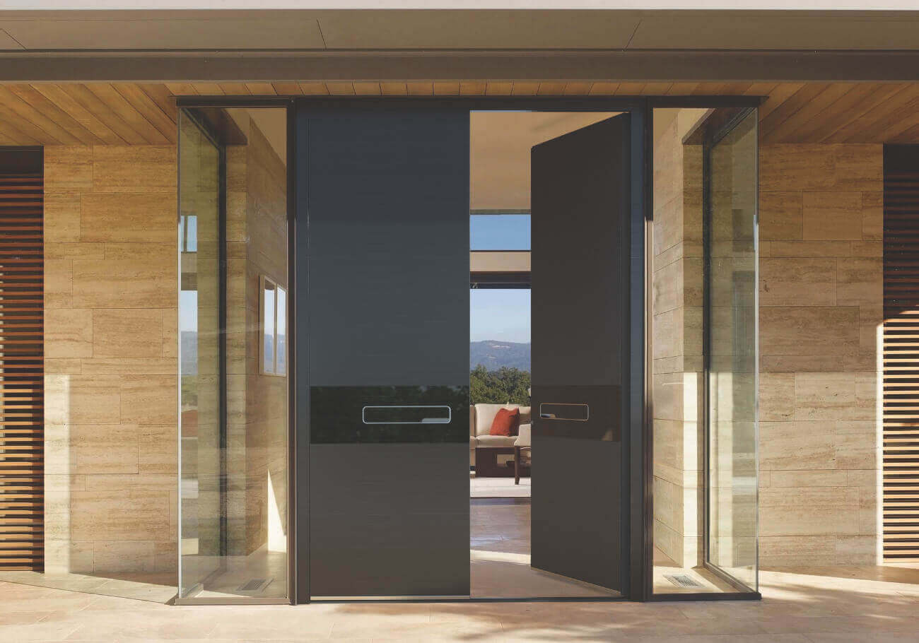 Usi de lux pentru exterior cu design uimitor, la comanda | Pirnar.ro